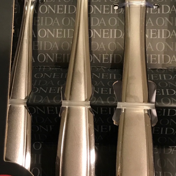 Oneida | Dining | Oneida 2 Piece Silverware Set Flatware Nwt | Poshmark